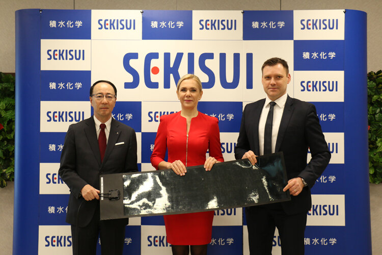 SEKISUI Film-type Perovskite Solar Cells